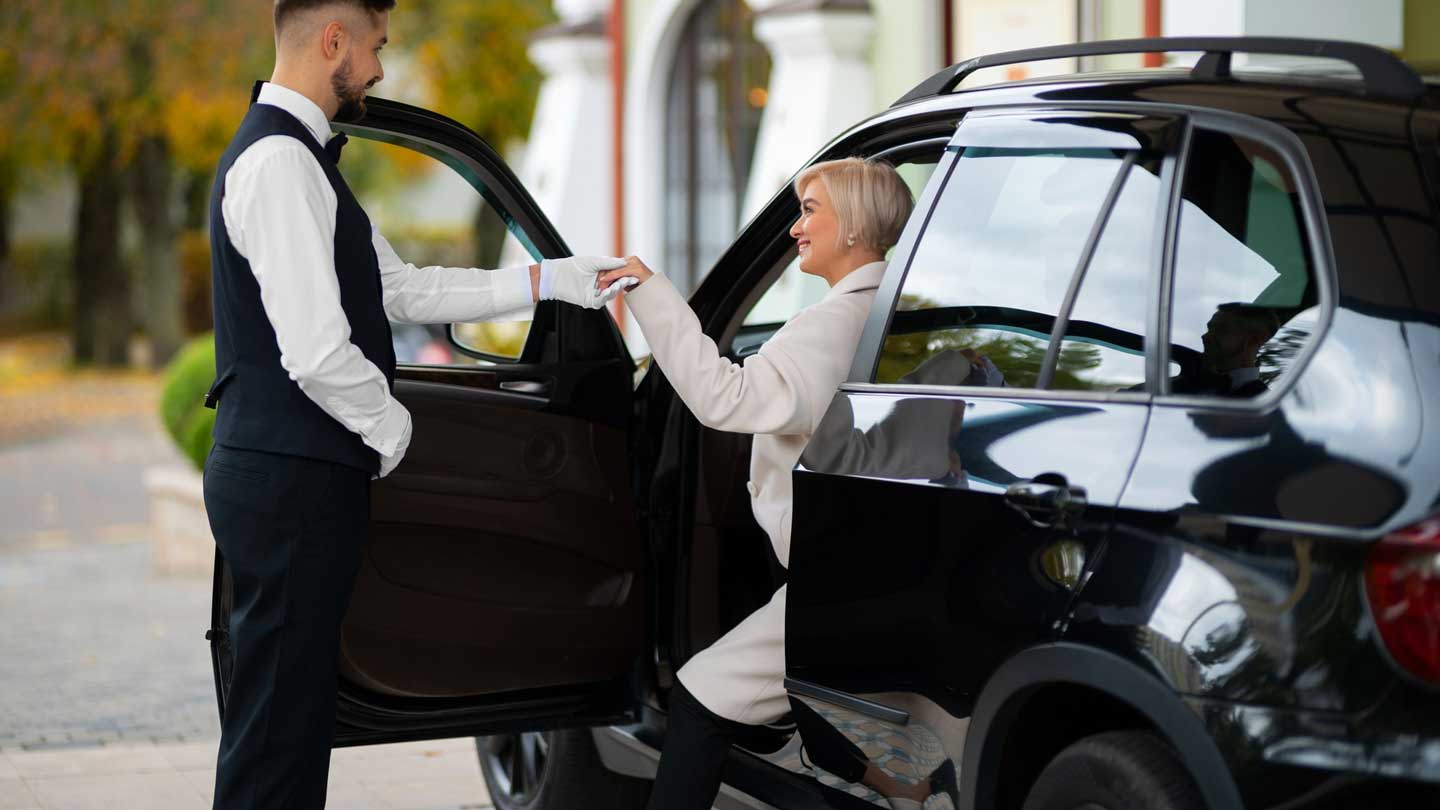 Red Carpet Ride – Limousine Party Bus Rental Prestige | Digital ...